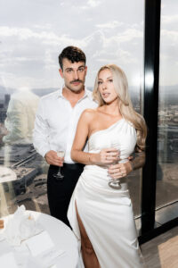 Stylish Las Vegas Hotel Elopement at Encore - riskyexposurephotography.com